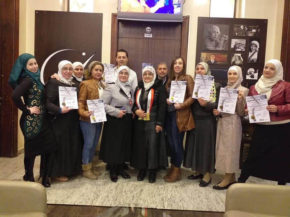 تسليم شهادات دورة اعداد مدرب قراءة سريعة اطفالspeed reading trainer for ...